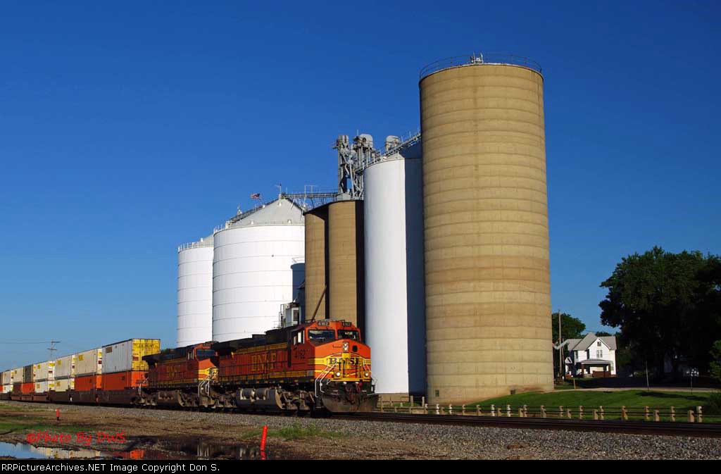 BNSF #4162 @ Galesburg, IL
